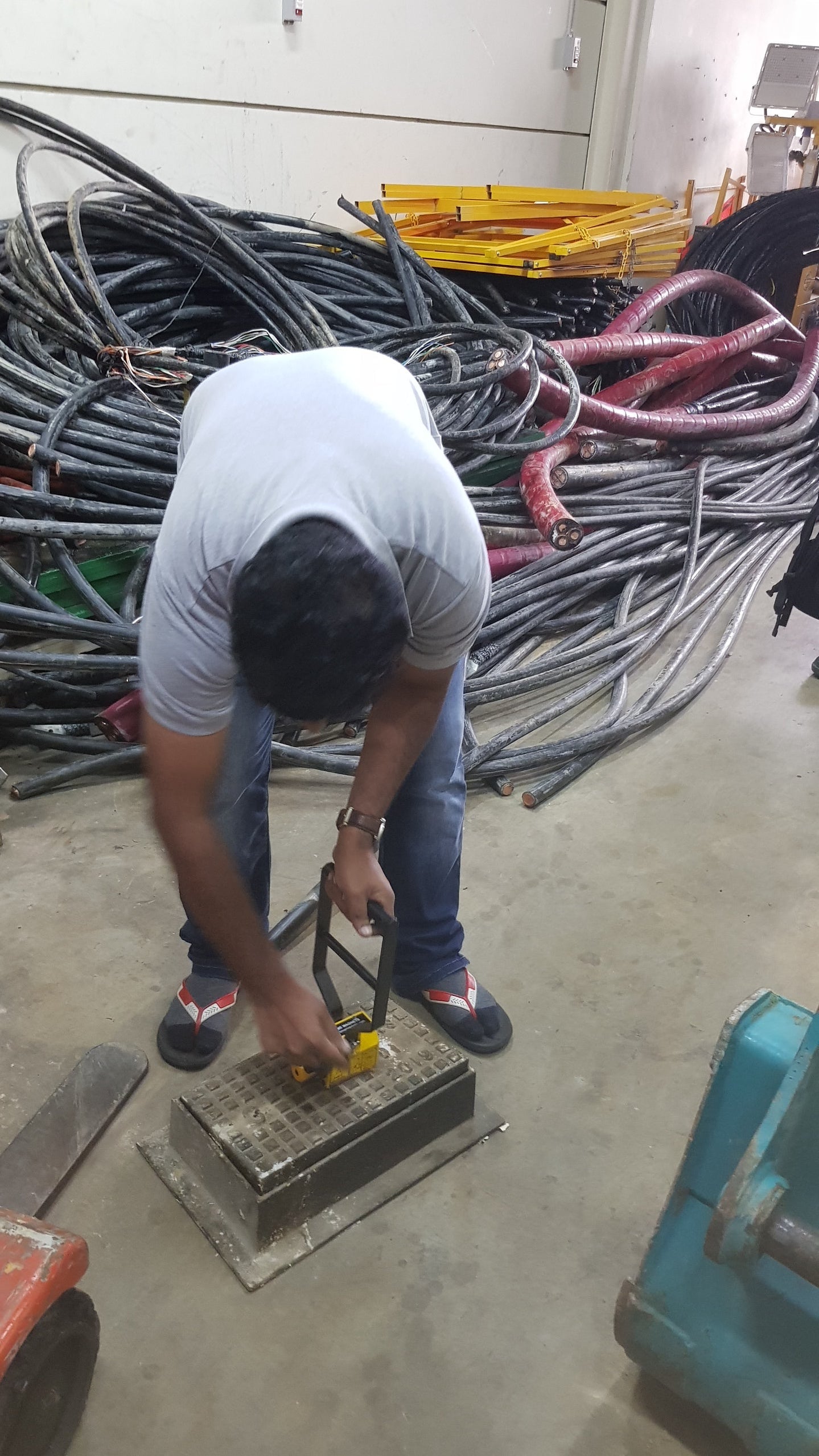 Lifting Magnets - Supreme Magnets